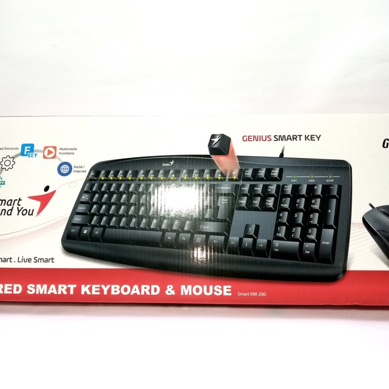 Teclado y Mouse Combo alámbrico Genius Smart KM-200